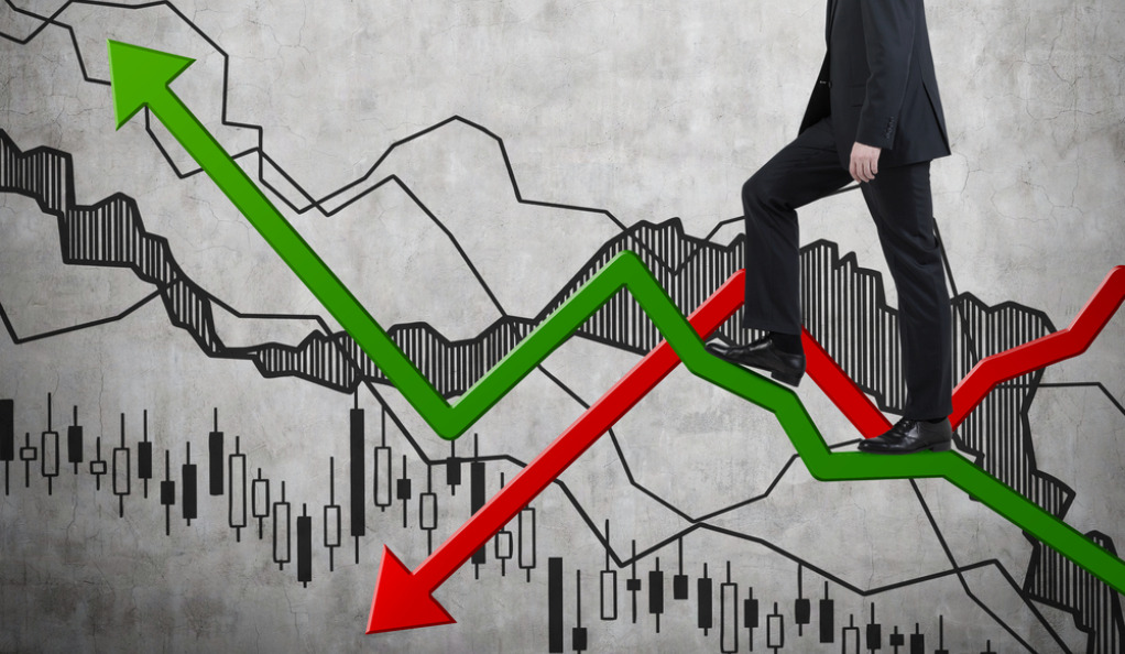 Contrarian Trading Strategy: Unlocking Maximum Rewards and Minimizing Risk